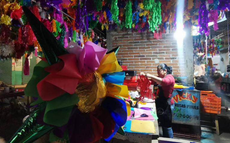 La fascinante historia de la piñata en México